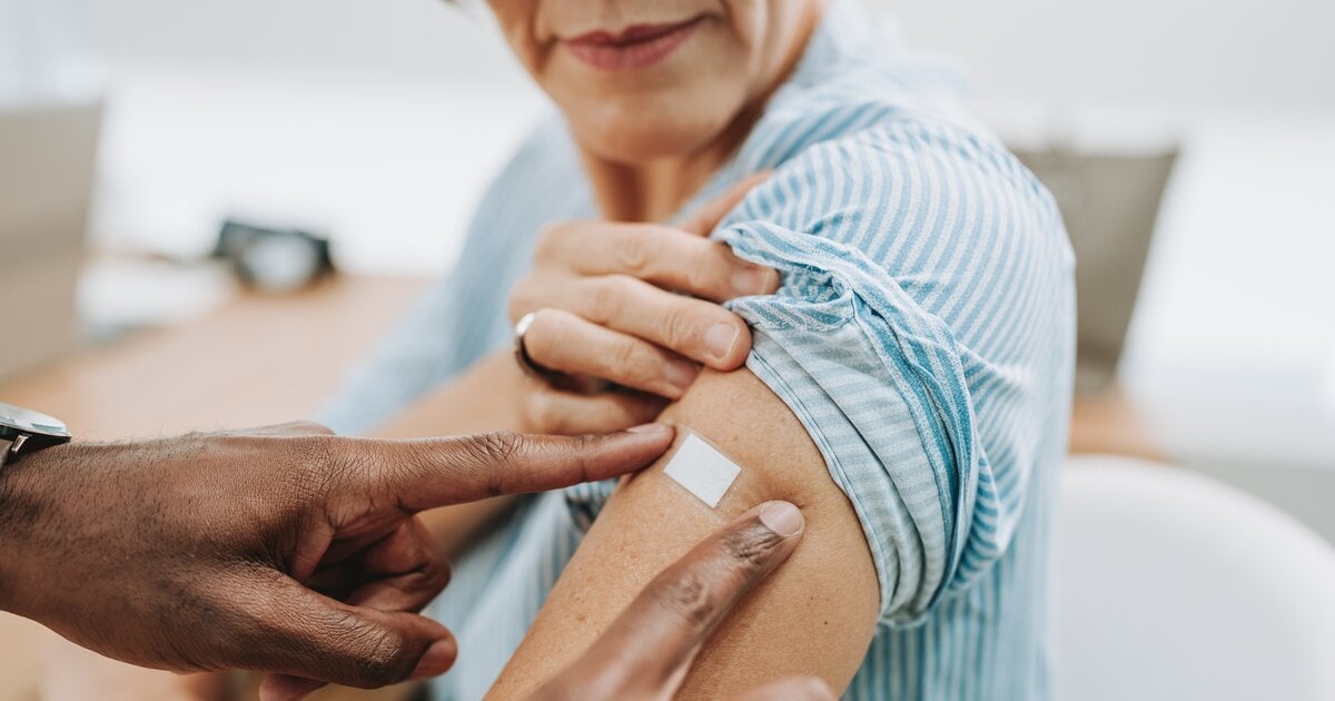 FSME-Impfung: Nebenwirkungen, Impfschema & Kosten