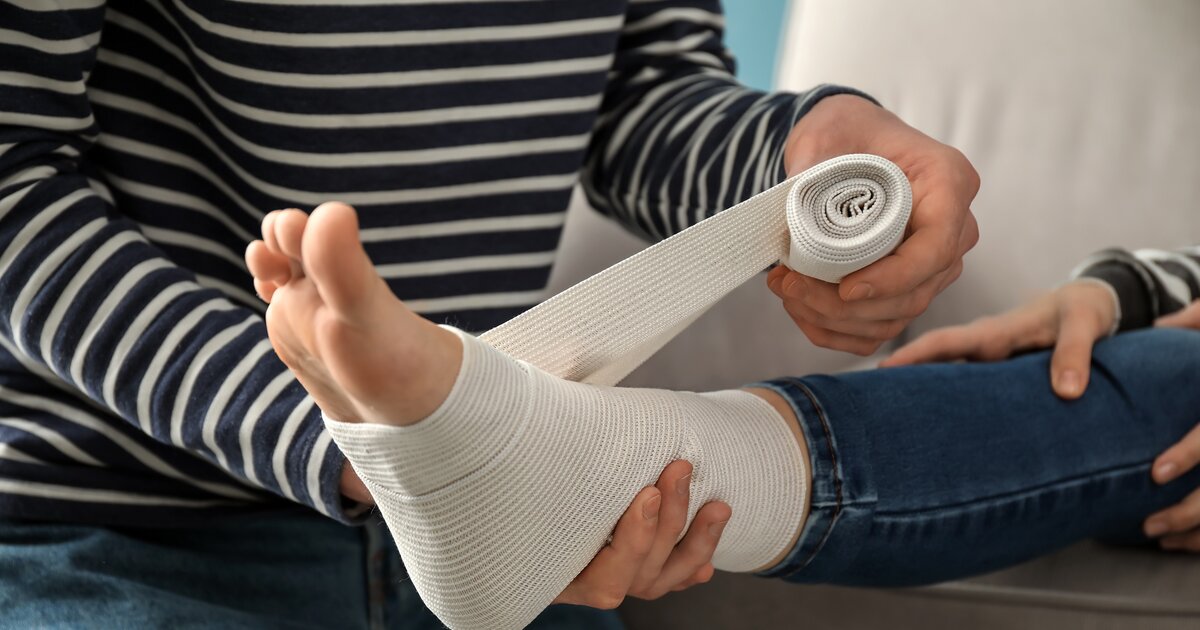 Prellung: Behandlung und Verlauf der Verletzung